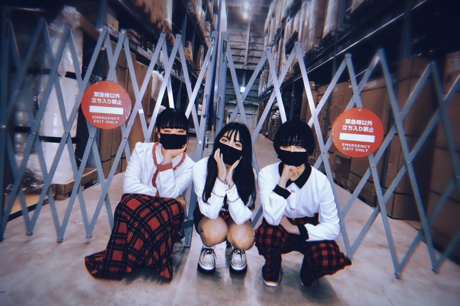 Ado 실제 얼굴, 실물 사진 모음, 과거 경력 정리 - 하로하로린